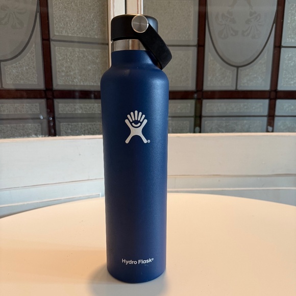 Hydro Flask | Dining | Hydro Flask 24 Oz Standard Mouth With Flex Cap ...